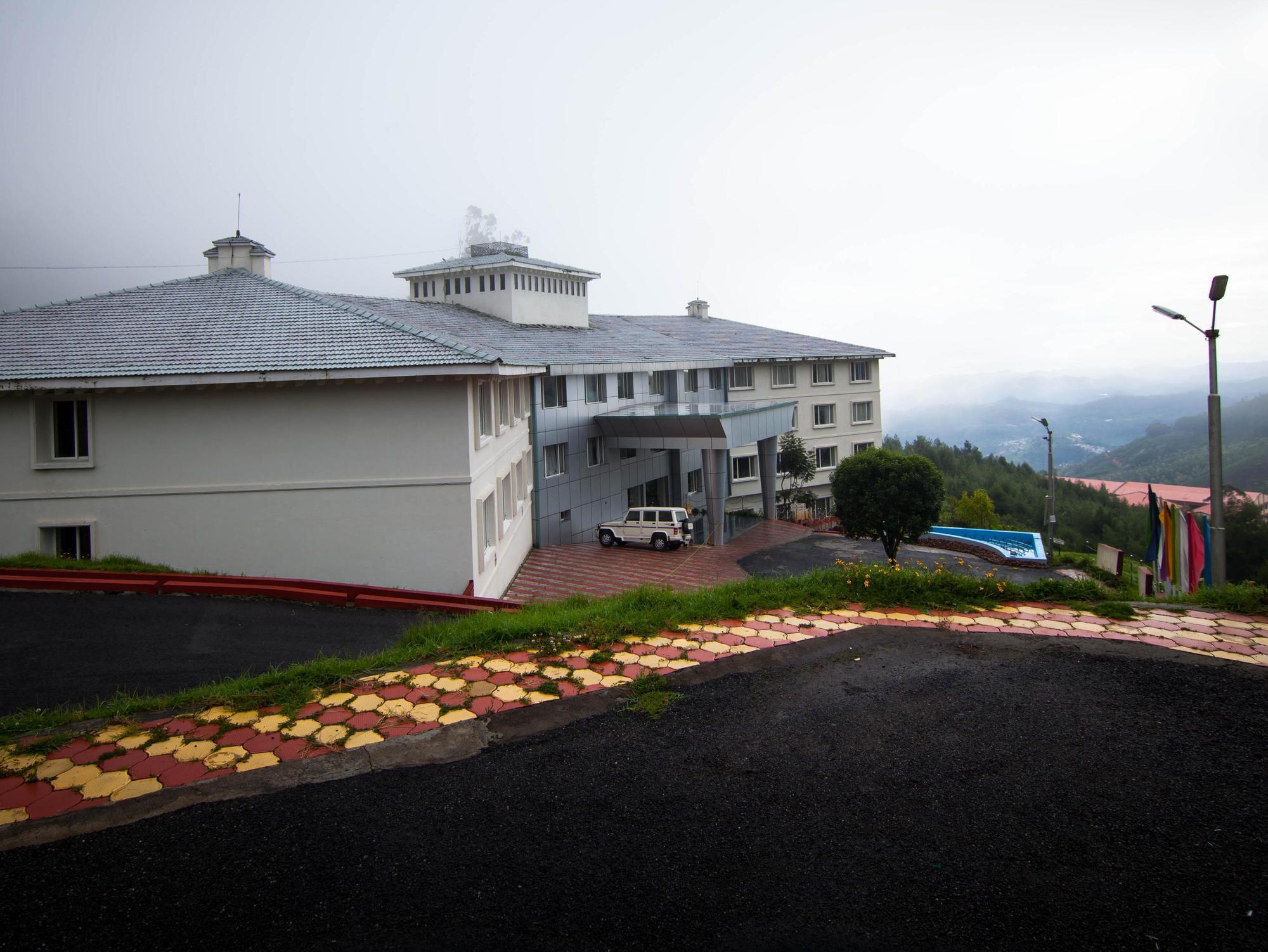HOTEL ACCORD HIGHLAND | ⋆⋆⋆⋆ | OOTY, INDIA | SEASON DEALS FROM $61